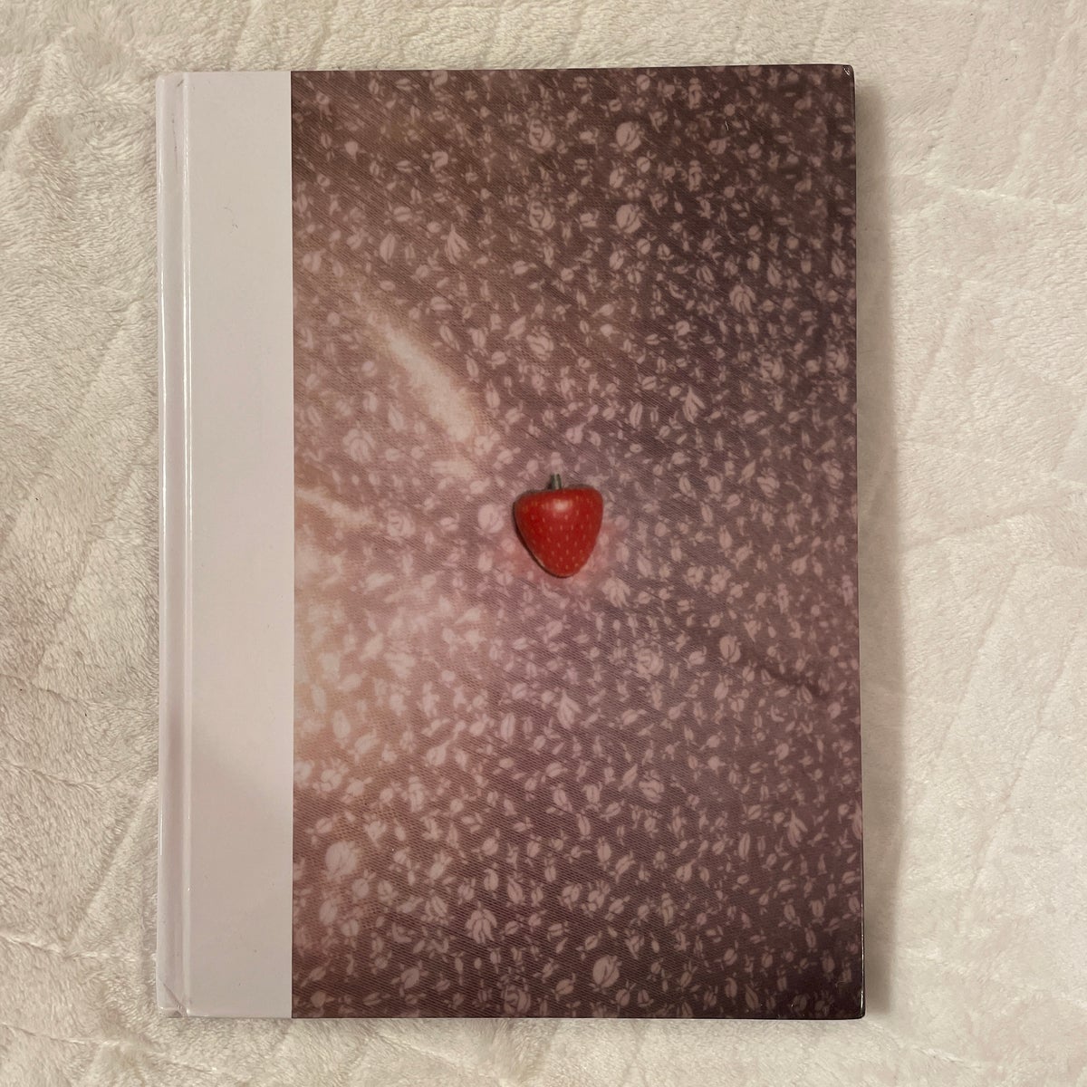 (Strawberry) Superfruit Coffee Table Book by , Hardcover | Pangobooks
