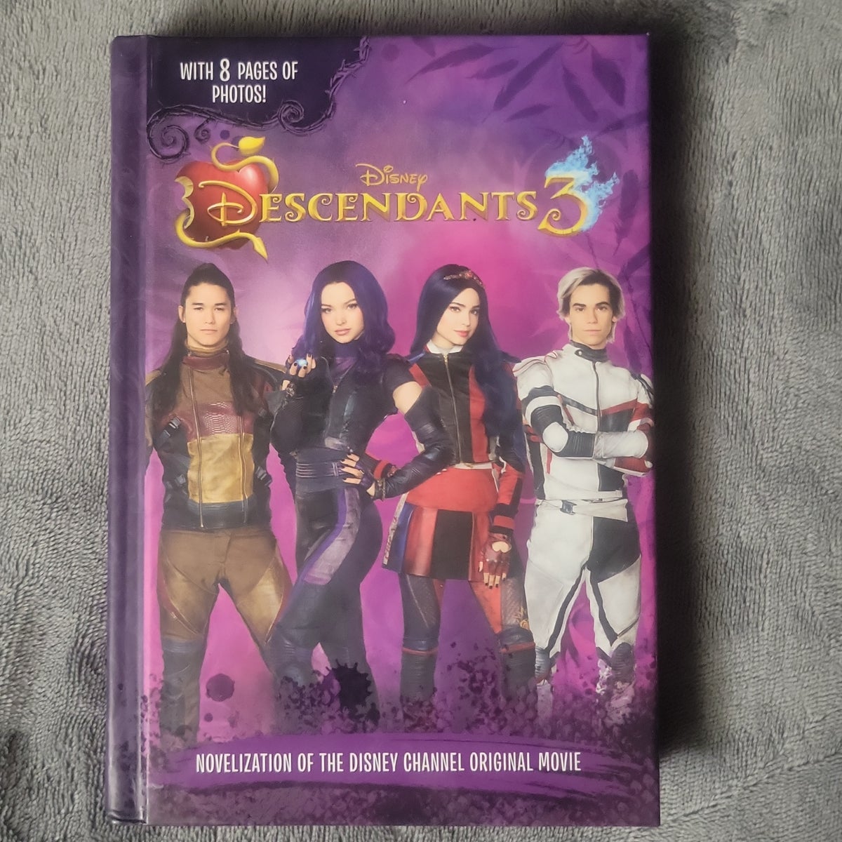 Descendants 3 Junior Novel by Disney Books, Hardcover | Pangobooks