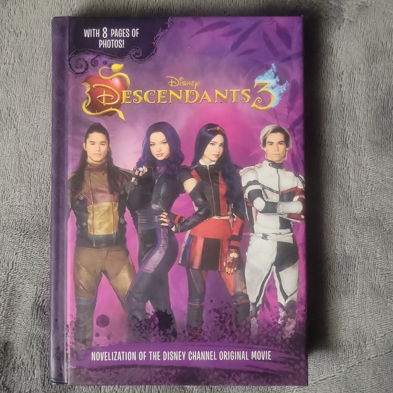 Descendants 3 Junior Novel by Disney Books, Hardcover | Pangobooks