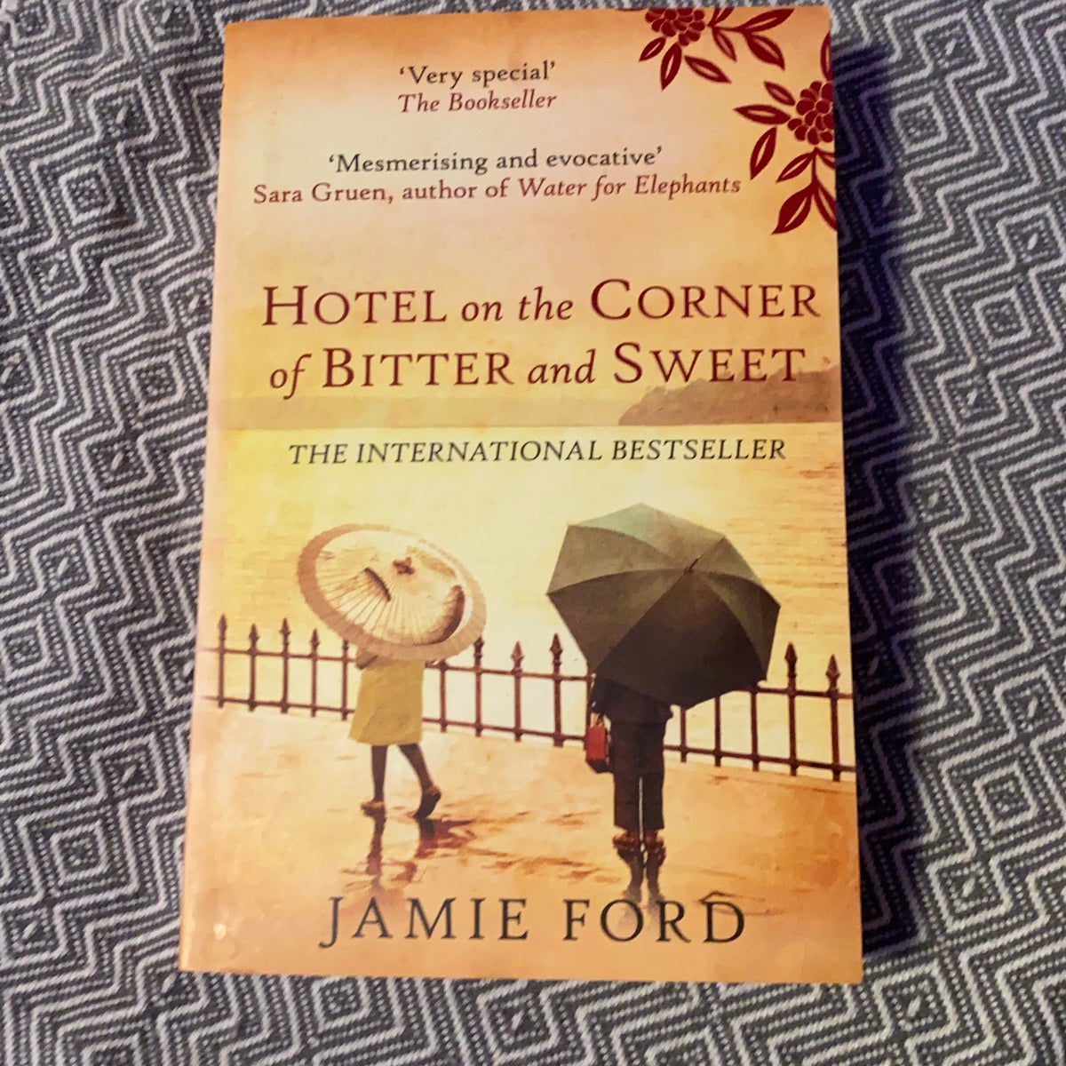 Hotel on the Corner of Bitter and Sweet by Jamie Ford, Paperback ...