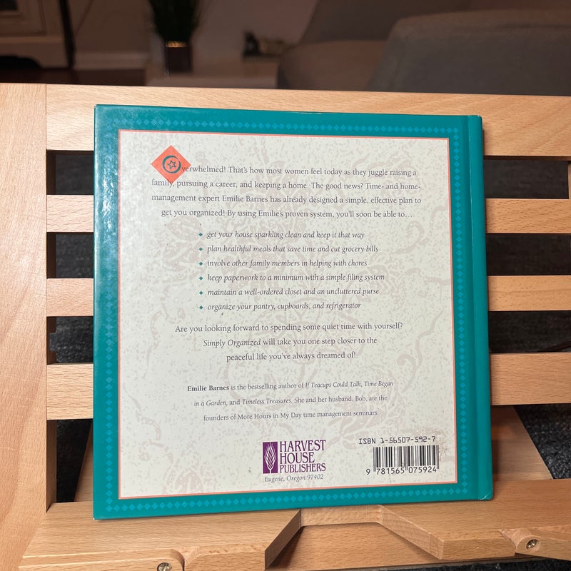 Simply Organized by Emilie Barnes, Hardcover | Pangobooks