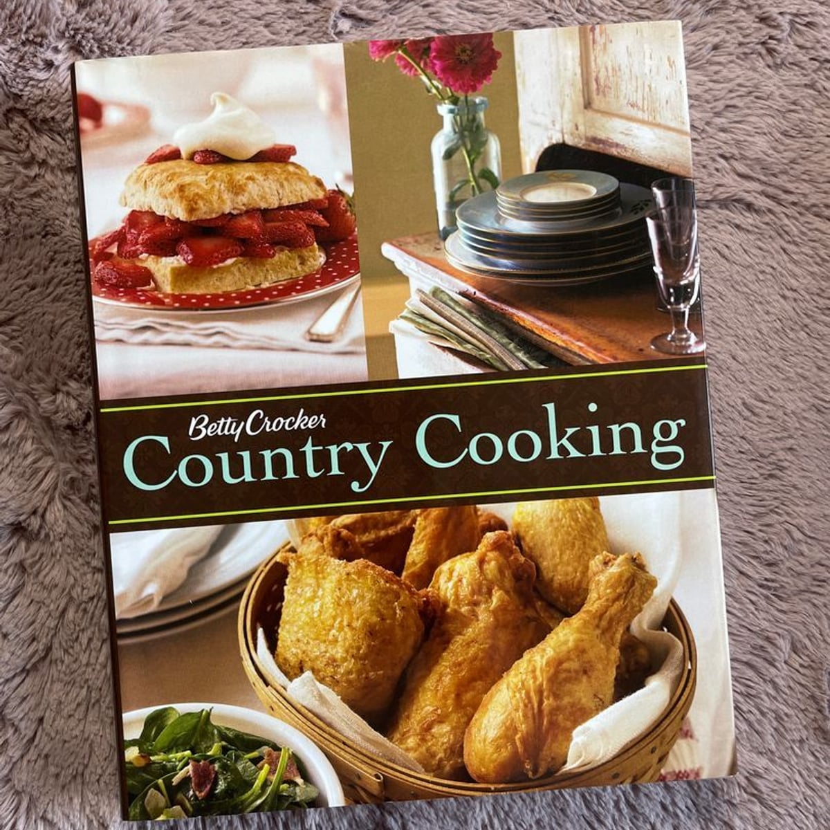 Betty Crocker Country Cooking by Betty Crocker Editors, Hardcover ...