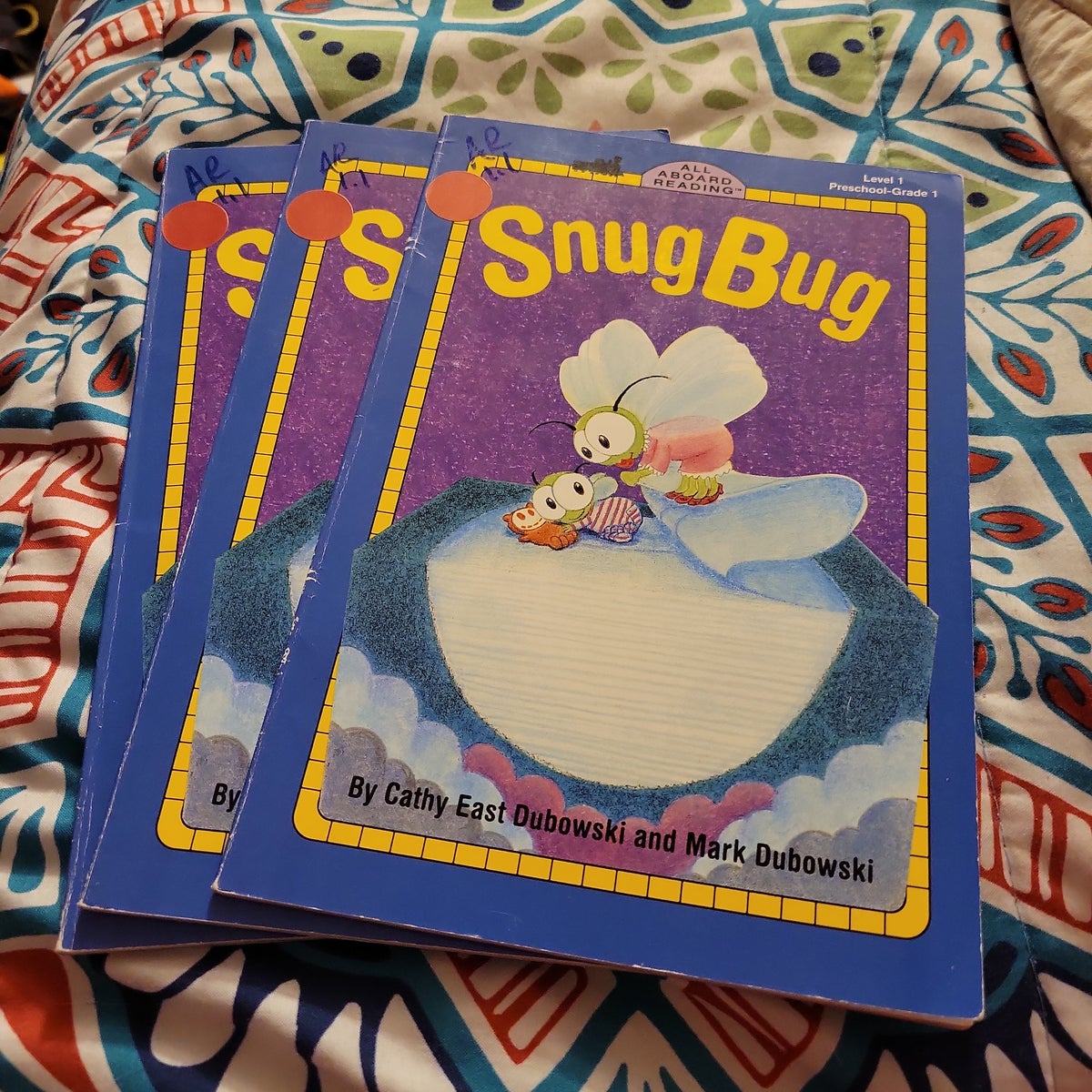 Snug Bug by Cathy East Dubowski, Paperback | Pangobooks Snug Bug by Cathy East Dubowski, Paperback | Pangobooks