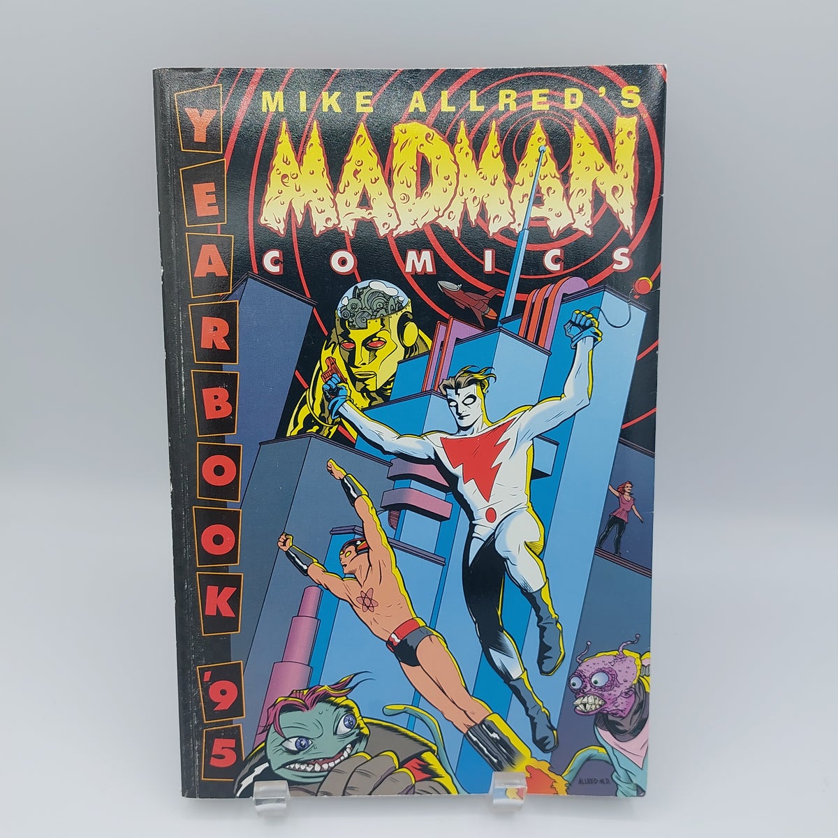 Madman Comics by Mike Allred, Laura Allred, Sean Konot