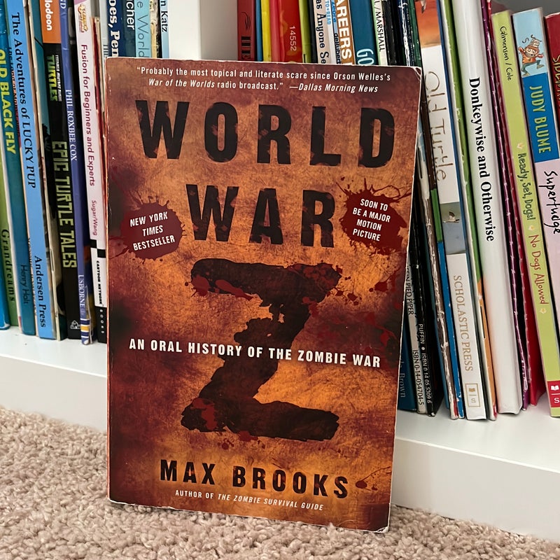 World War Z by Max Brooks, Paperback | Pangobooks