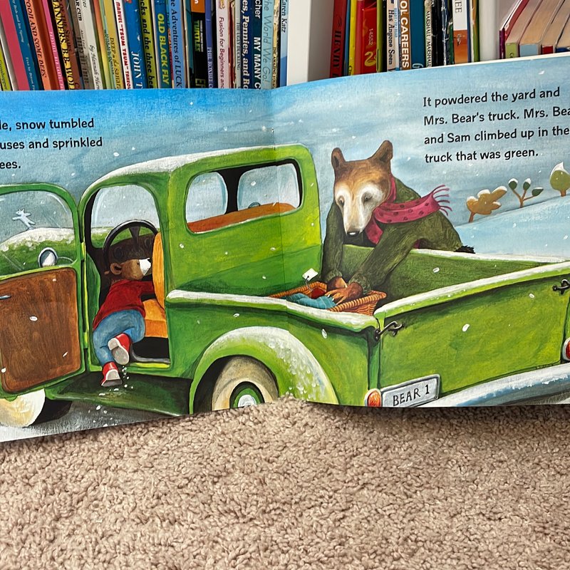 A Snowy Surprise by Amy Hest, Paperback | Pangobooks