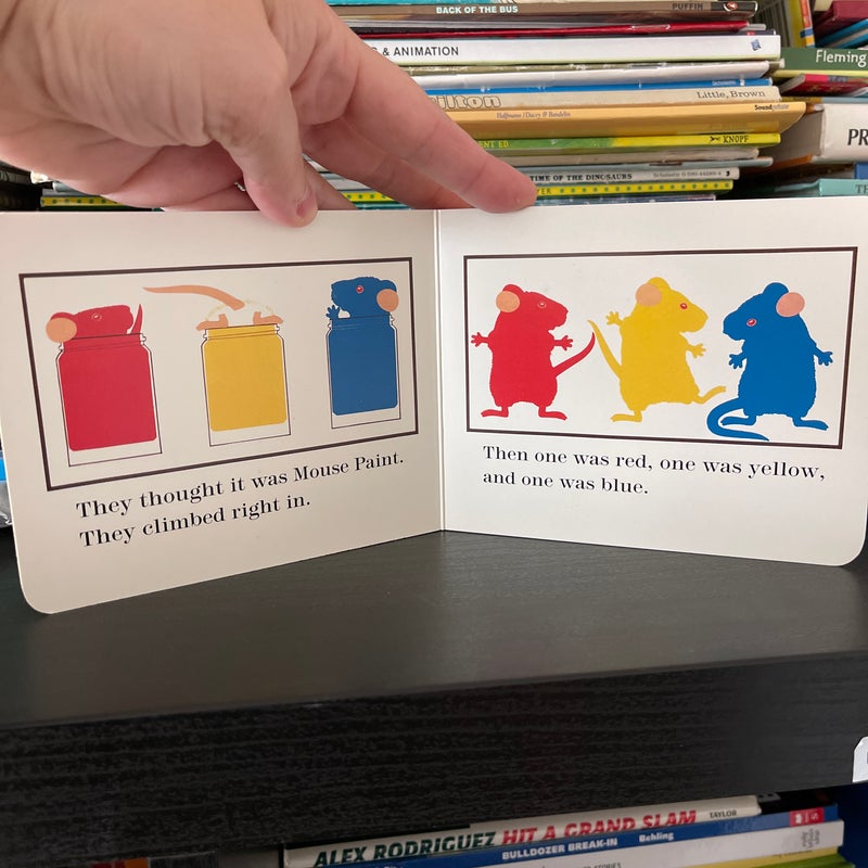 Mouse Paint by Ellen Stoll Walsh