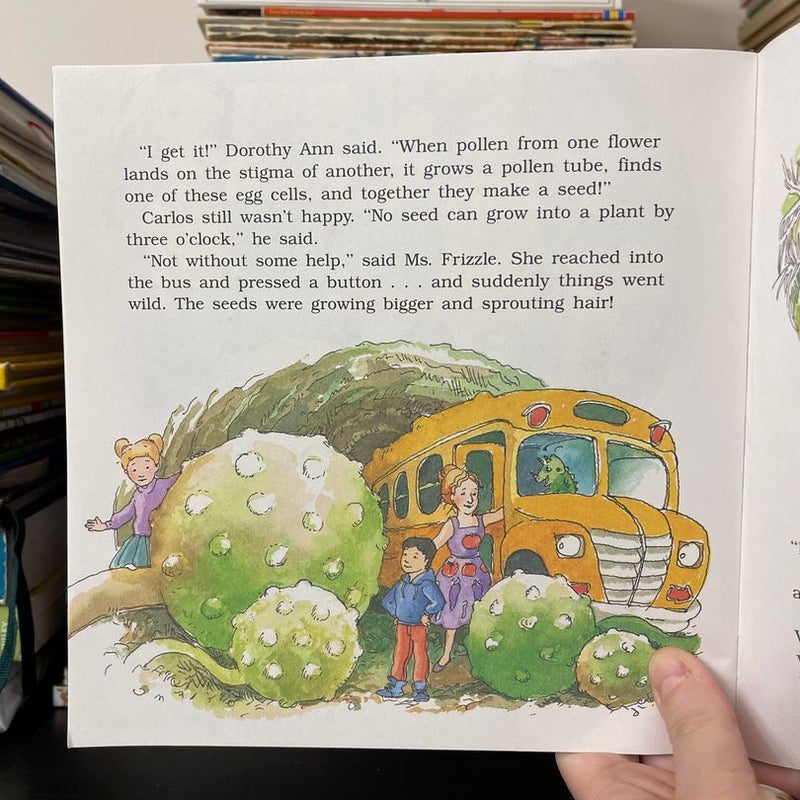 The Magic School Bus Plants Seeds by Joanna Cole, Paperback | Pangobooks