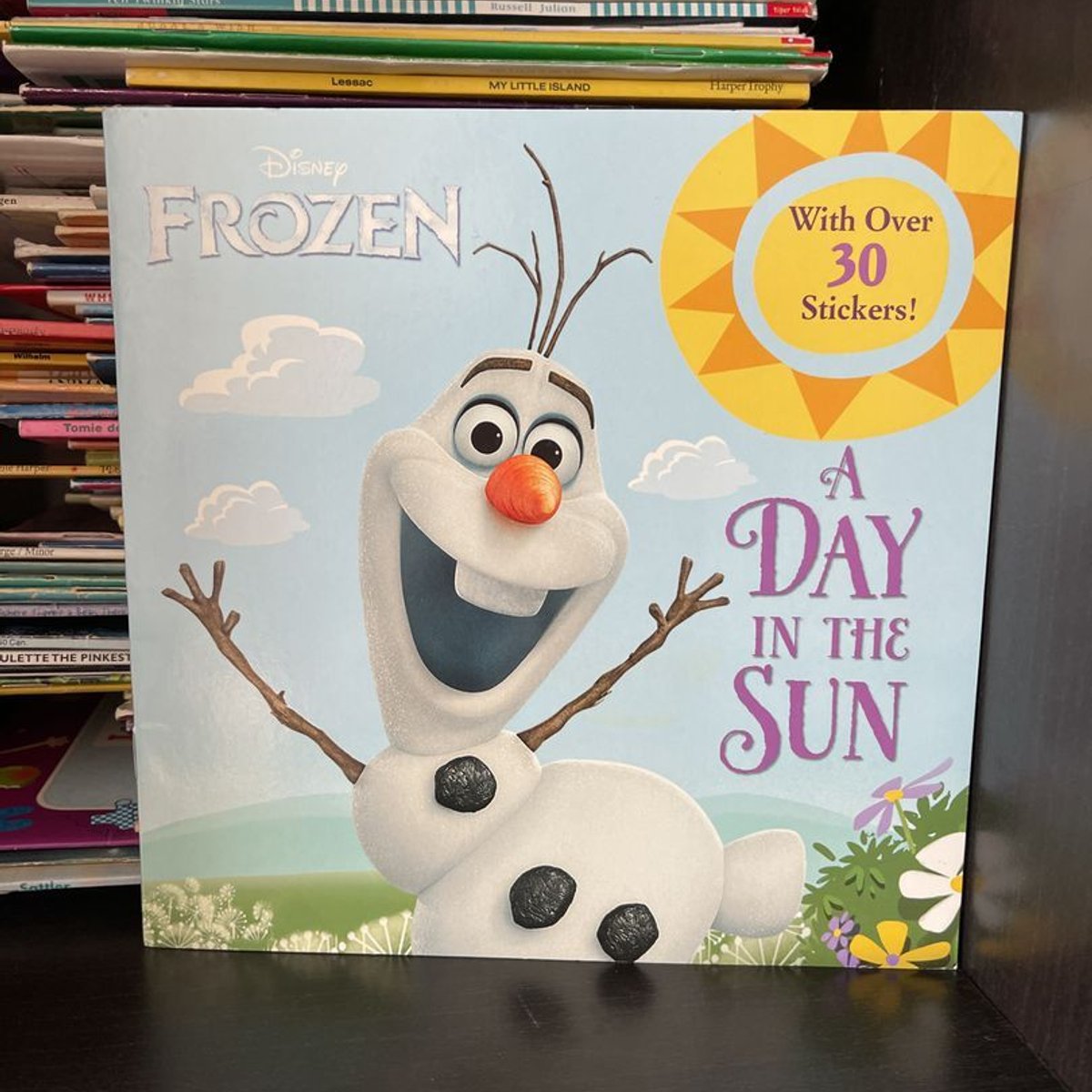 A Day in the Sun (Disney Frozen) by Frank Berrios