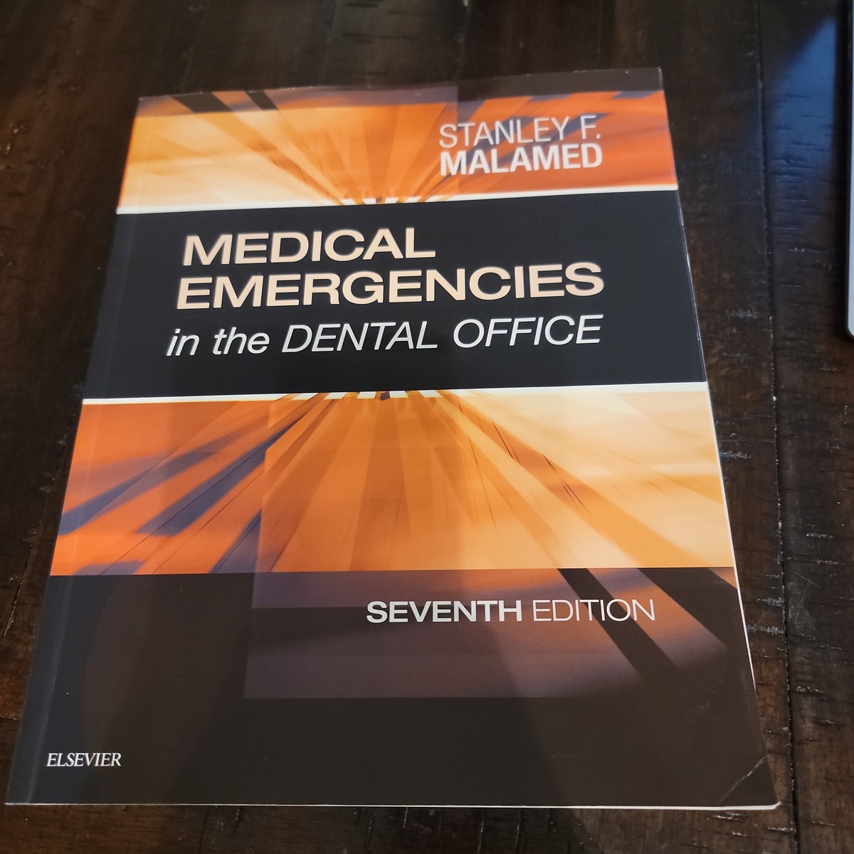 Medical Emergencies in the Dental Office by Stanley F. Malamed, Paperback | Pangobooks