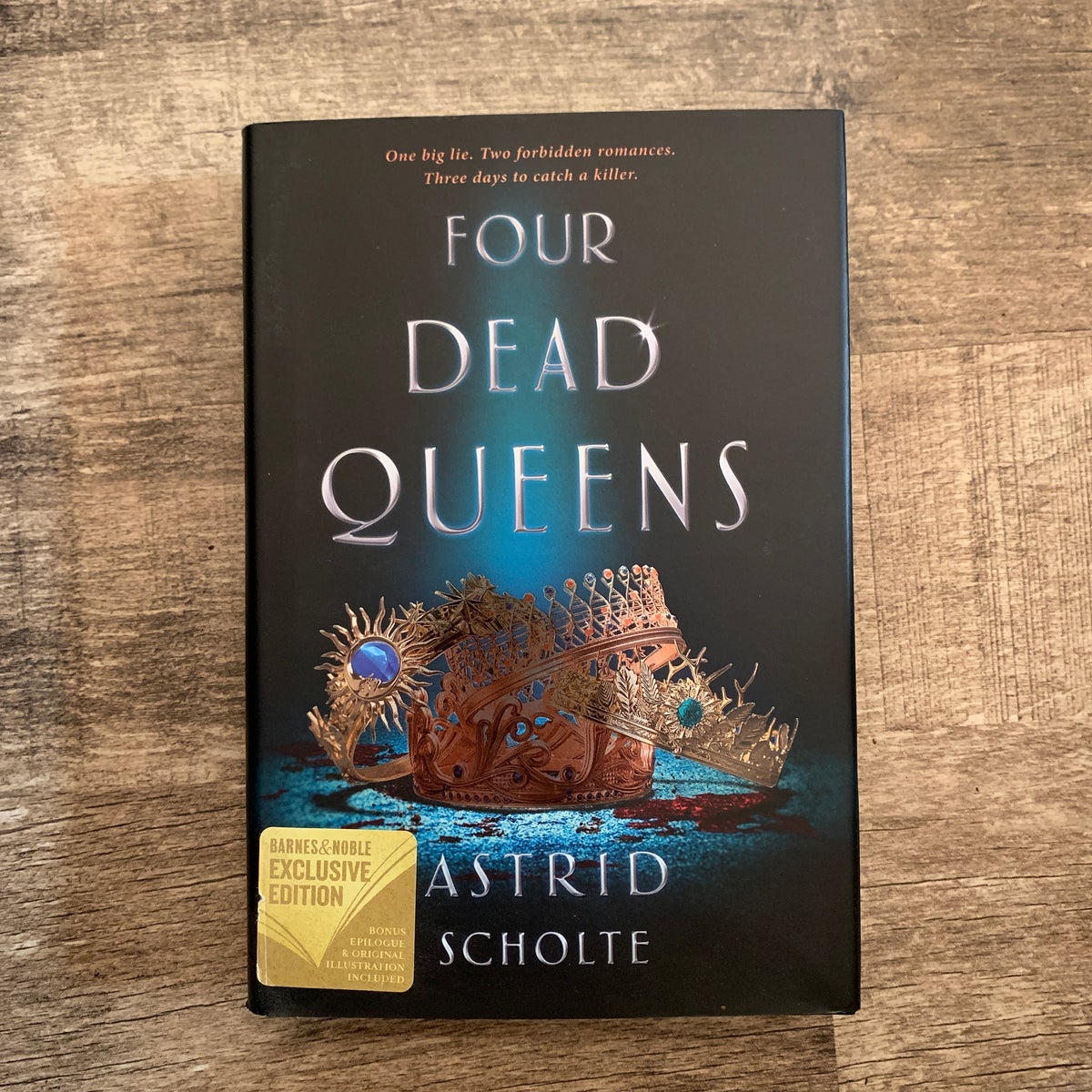 Four Dead Queens by Astrid Scholte, Hardcover | Pangobooks