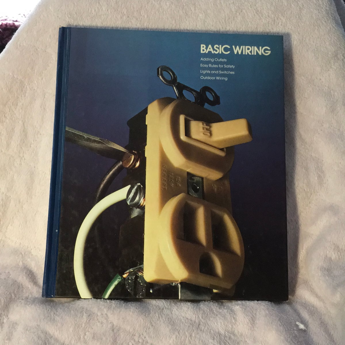 Basic Wiring by Time Life Books, Hardcover | Pangobooks
