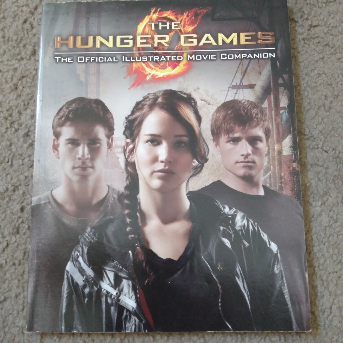 The Official Illustrated Movie Companion by Suzanne Collins, Kate Egan