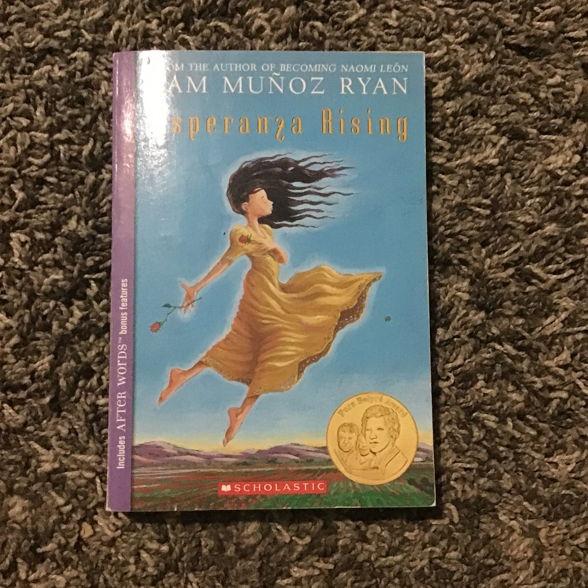 Esperanza Rising by Pam Muñoz Ryan, Paperback | Pangobooks