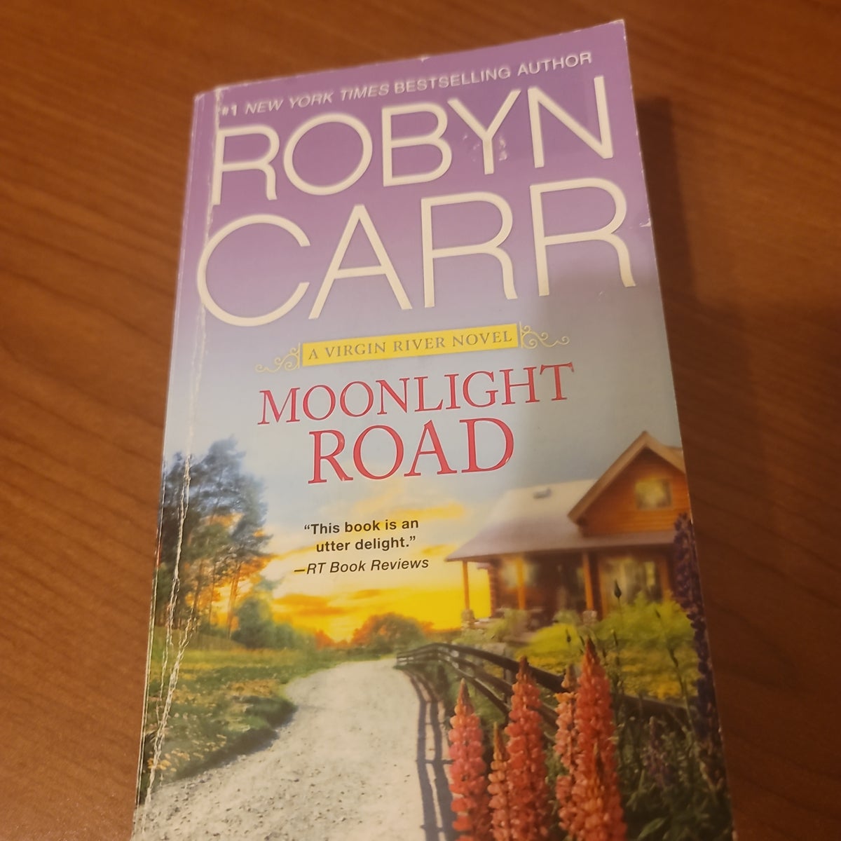 Moonlight Road by Robyn Carr