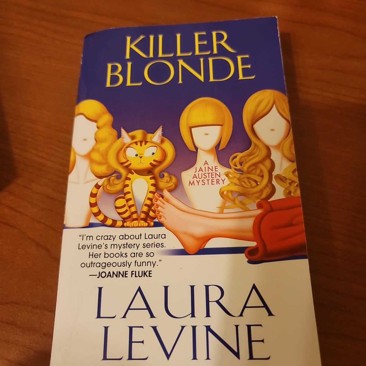 Killer Blonde by Laura Levine, Paperback | Pangobooks