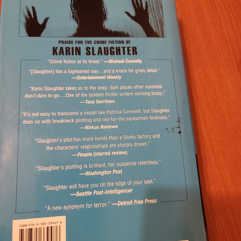 Skin Privilege by Karin Slaughter, Hardcover | Pangobooks