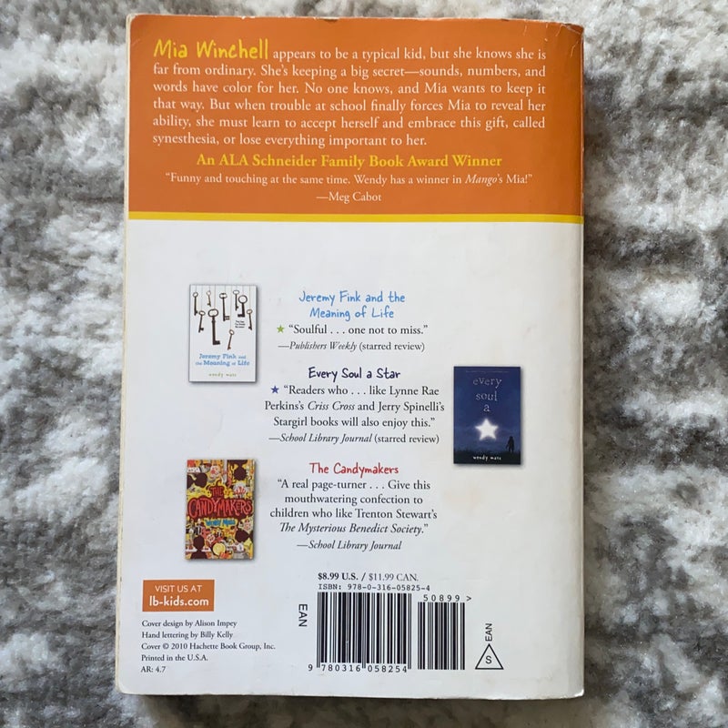 A Mango-Shaped Space by Wendy Mass, Paperback | Pangobooks