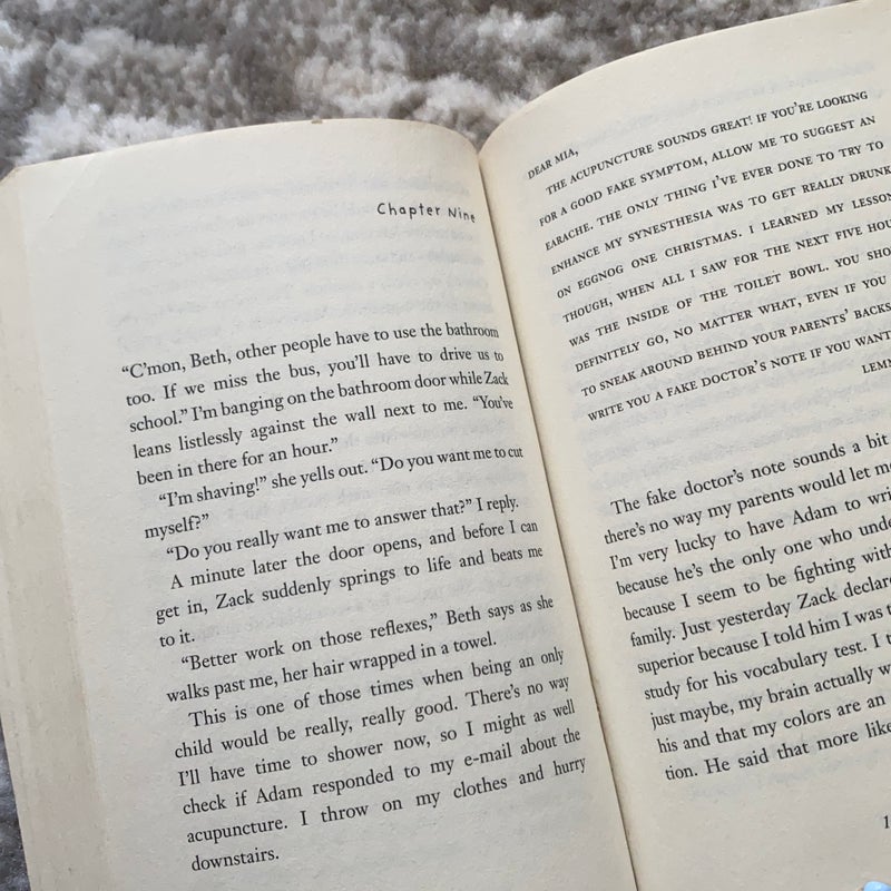 A Mango-Shaped Space by Wendy Mass, Paperback | Pangobooks