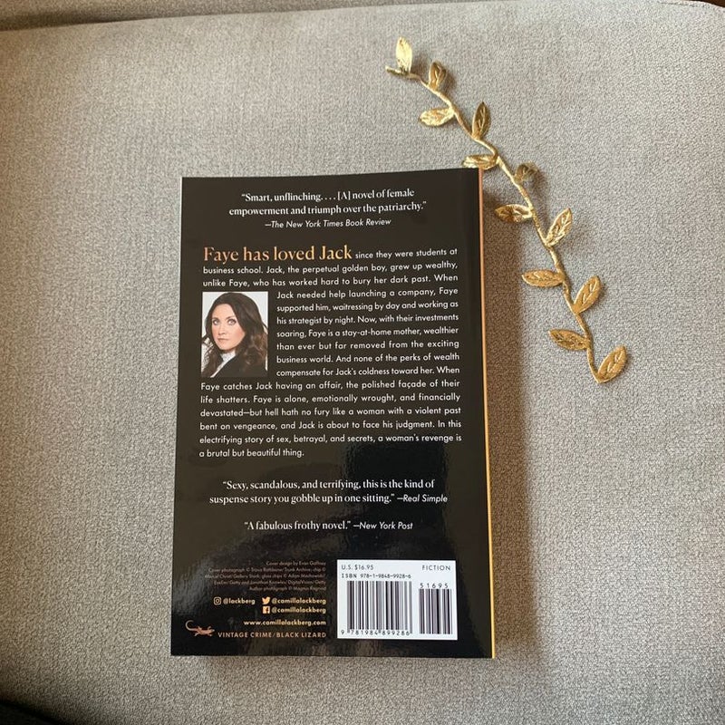 The golden cage by Camilla lackberg, Paperback | Pangobooks