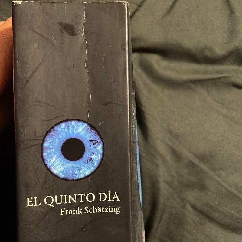 El Quinto Día by Frank Schätzing, Paperback | Pangobooks