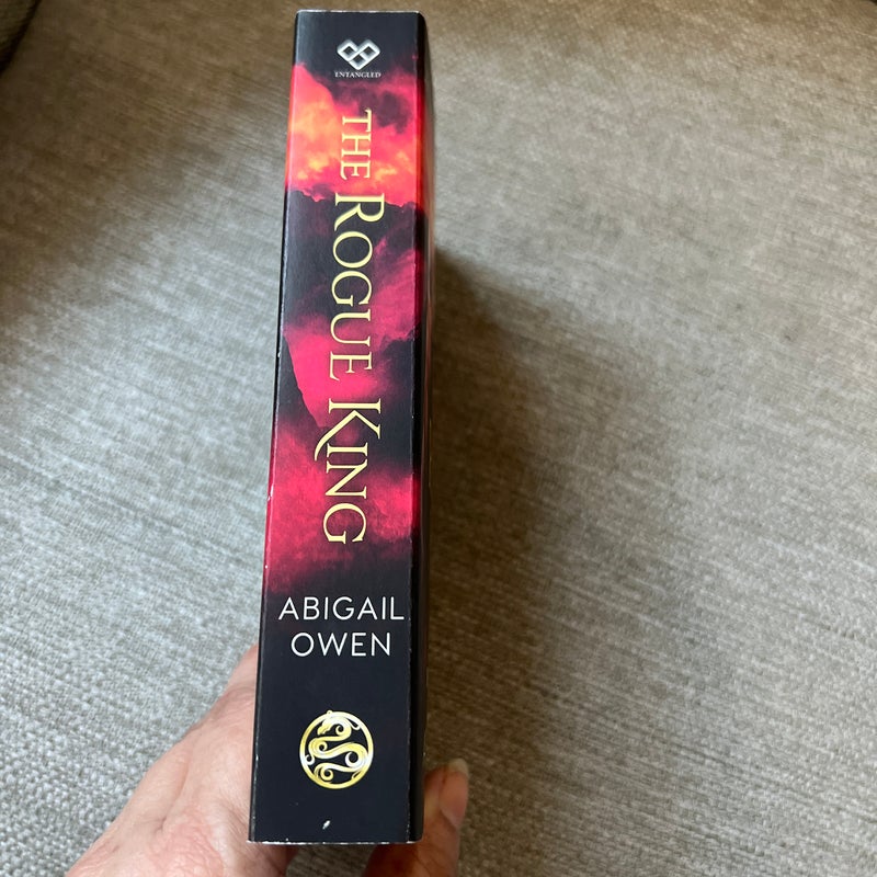The Rogue King by Abigail Owen