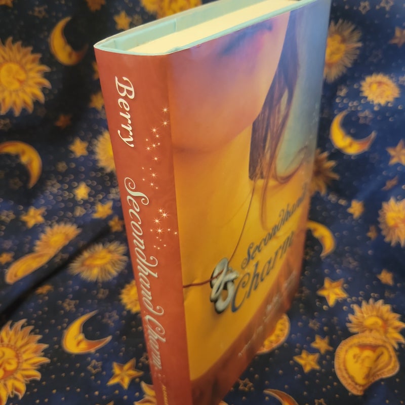 Secondhand Charm 🐍 by Julie Berry, Hardcover | Pangobooks