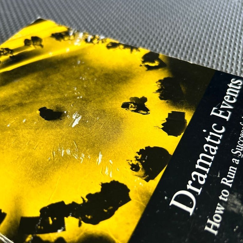 Dramatic Events by Richard Hahlo, Paperback | Pangobooks