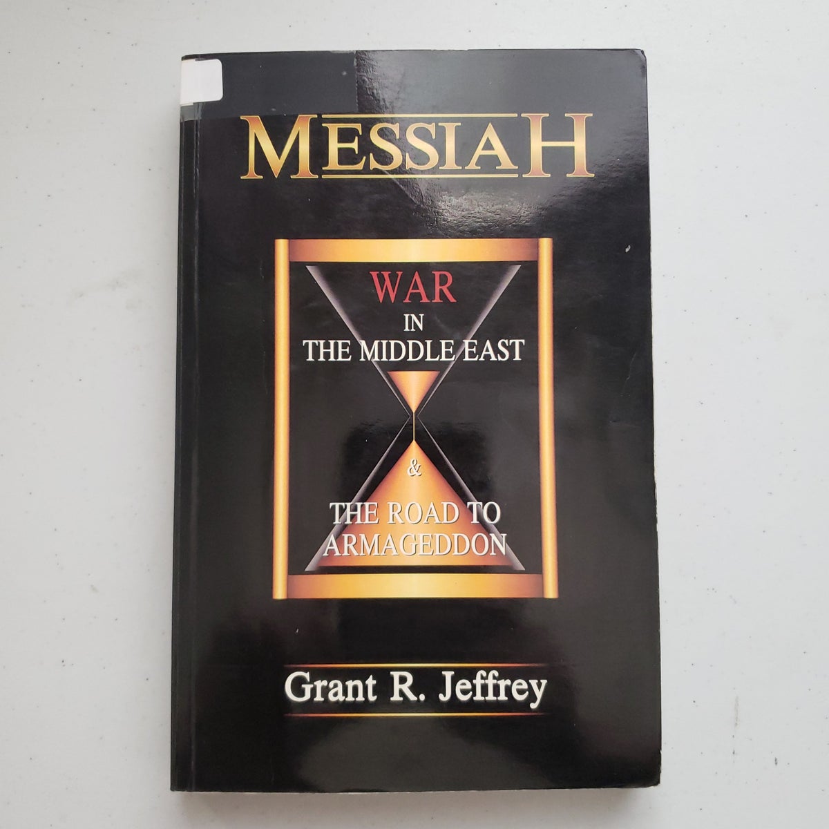 Messiah by Jeffrey, Paperback | Pangobooks