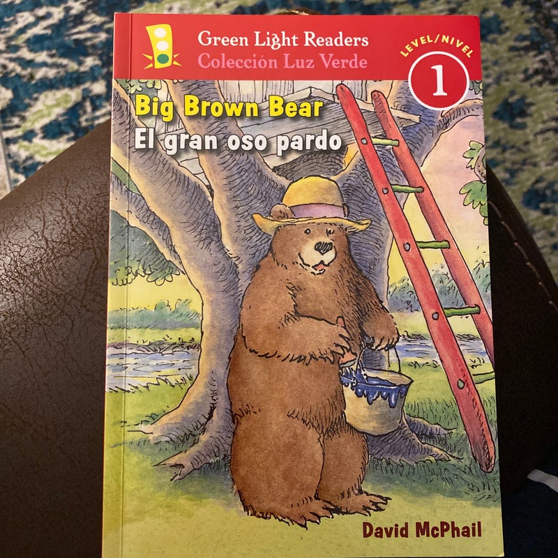 El Gran Oso Pardo/Big Brown Bear