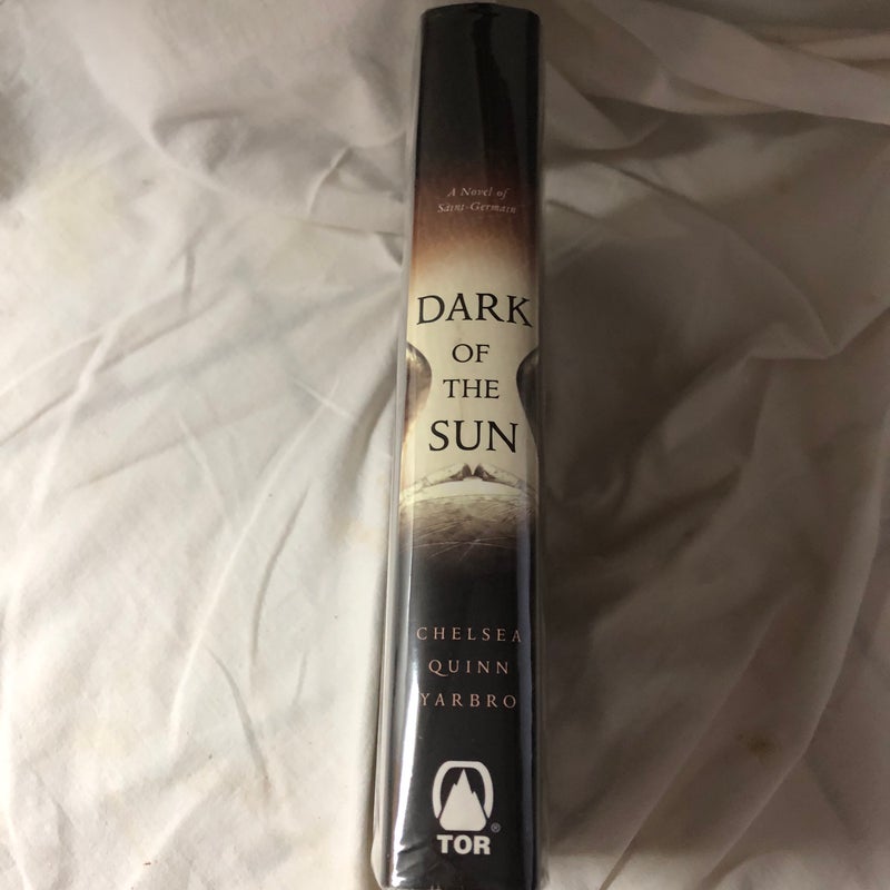 Dark of the Sun by Chelsea Quinn Yarbro
