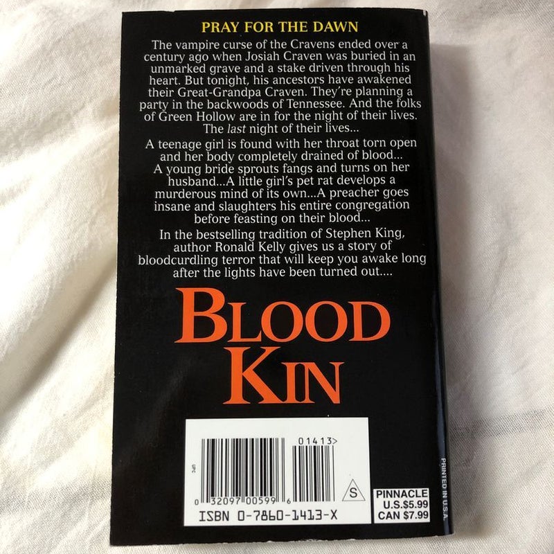 Blood Kin by Ronald Kelly, Paperback | Pangobooks