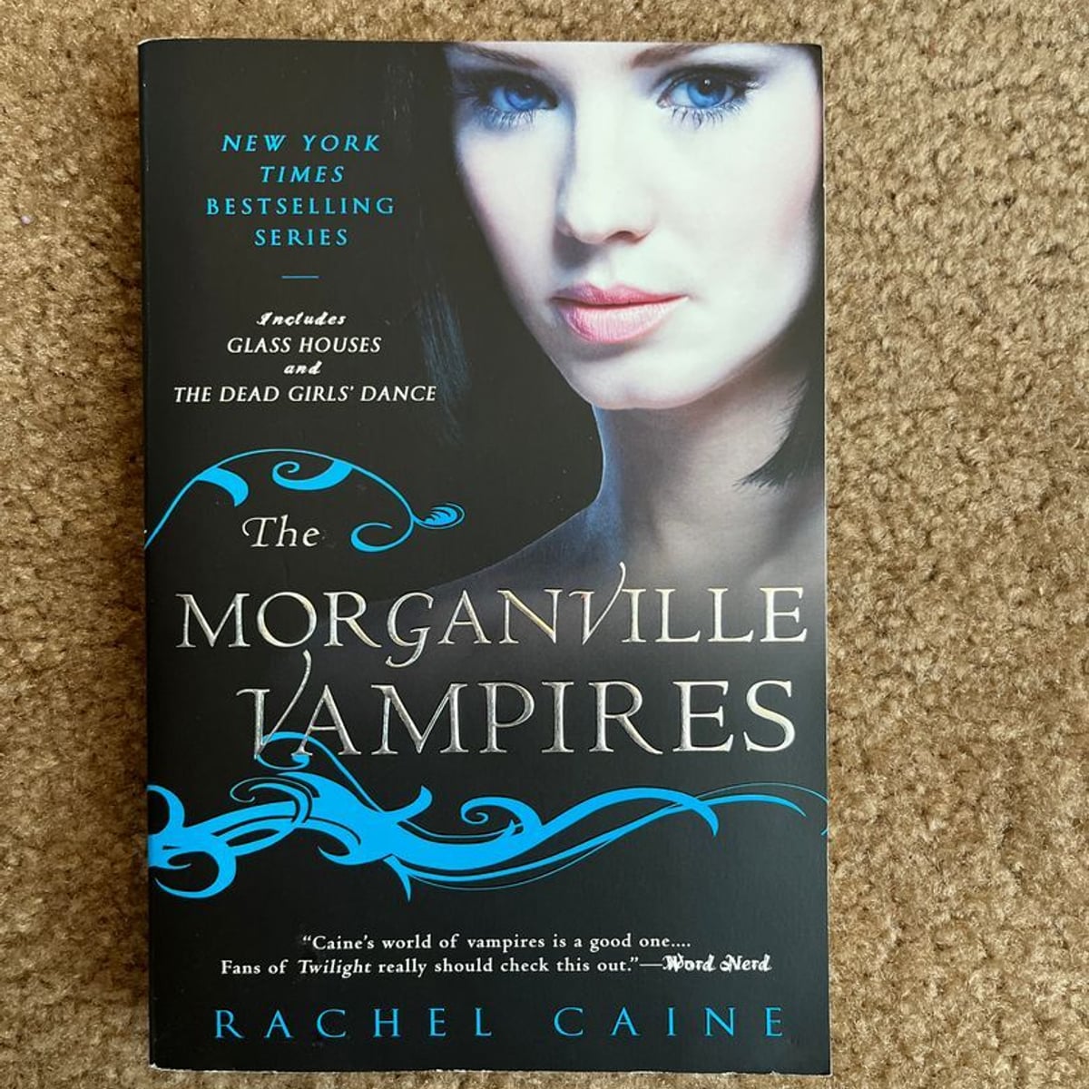 The Morganville Vampires, Volume 1 by Rachel Caine, Paperback | Pangobooks