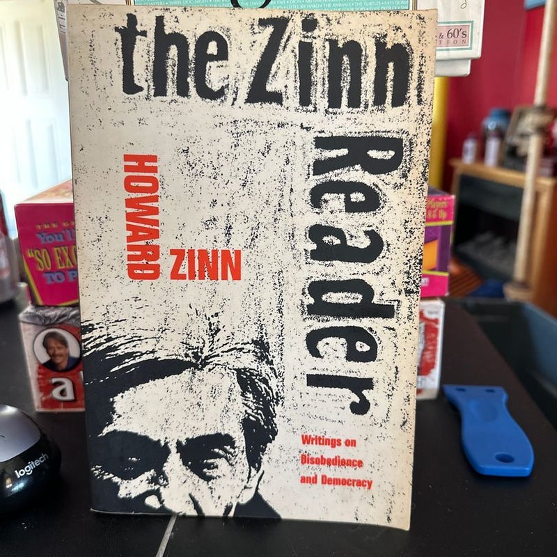 The Zinn Reader by Howard Zinn, Paperback | Pangobooks