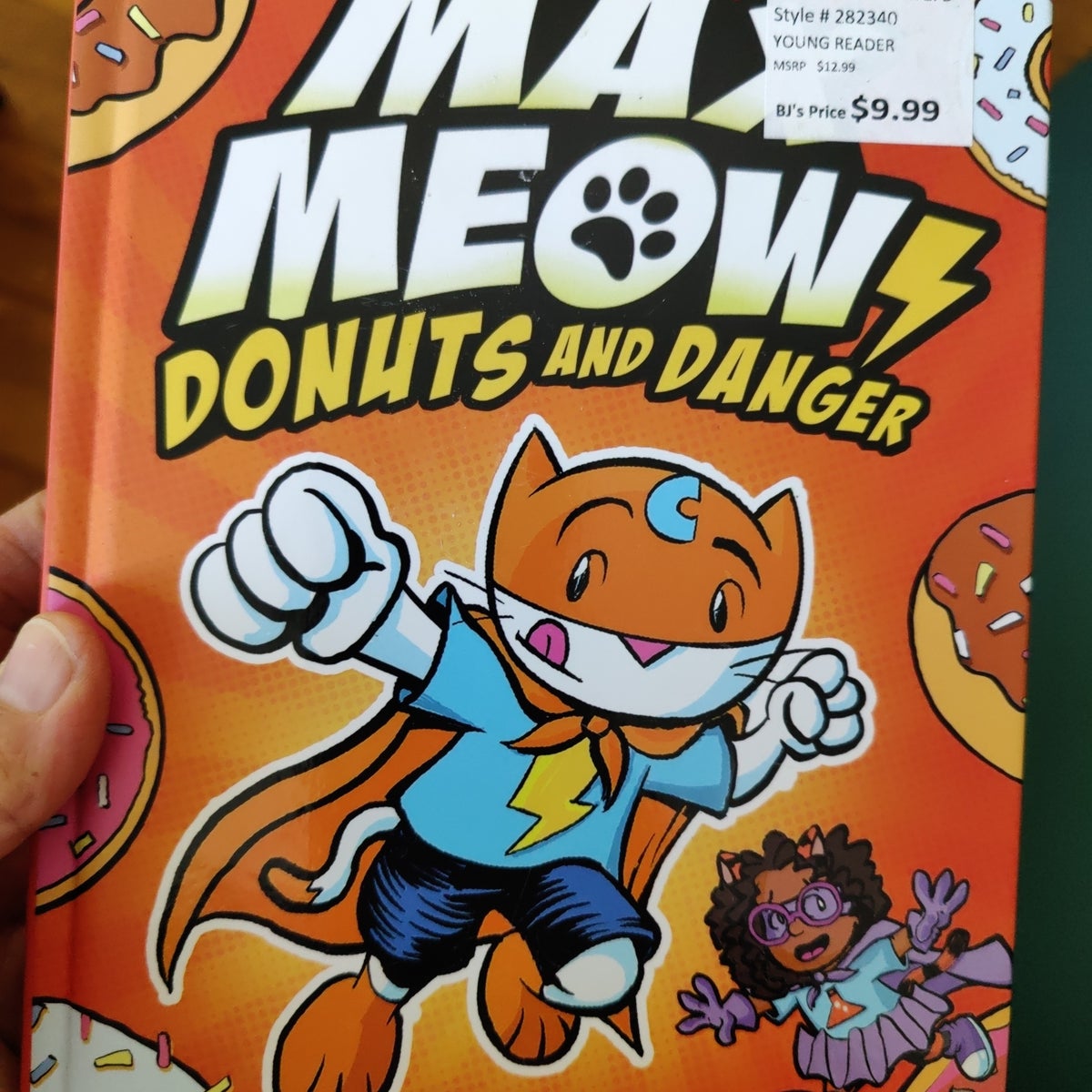 Max Meow Book 2: Donuts and Danger by John Gallagher
