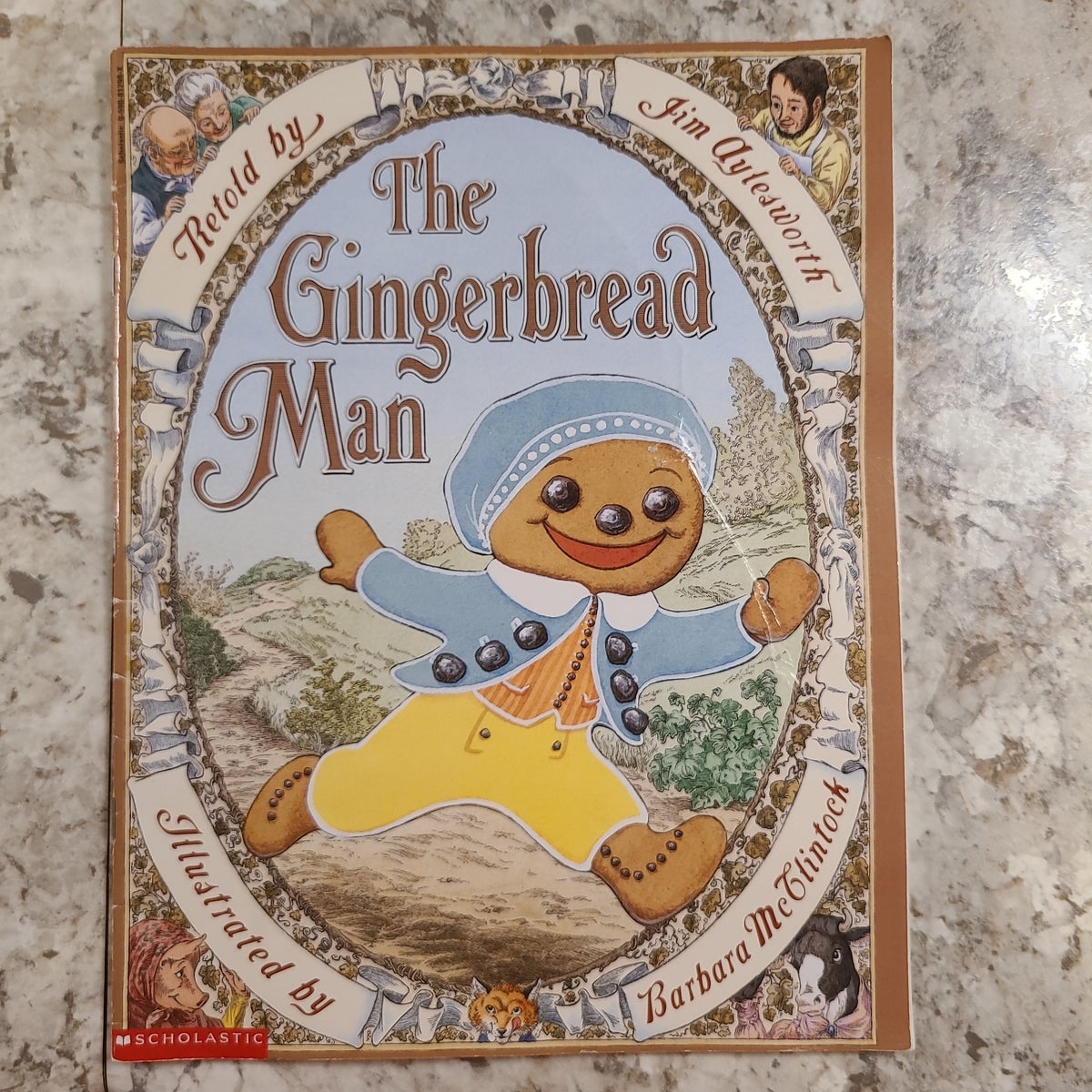 The Gingerbread Man by Jim Aylesworth, Paperback | Pangobooks