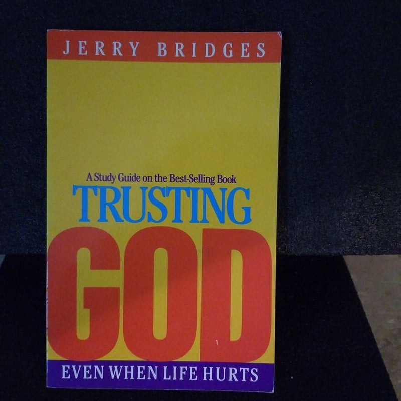 Trusting God by Jerry Bridges, Paperback | Pangobooks