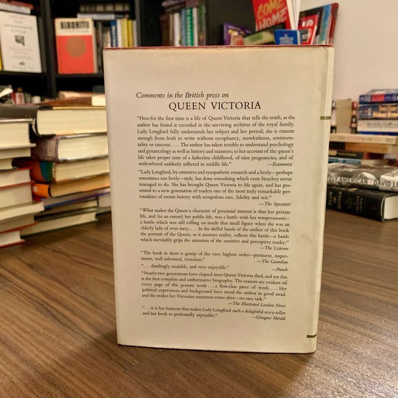 Queen Victoria: Born to Succeed by Elizabeth Longford, Hardcover ...