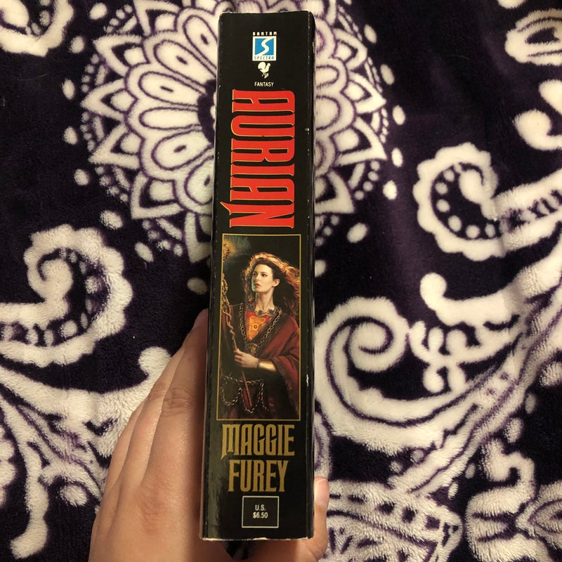Aurian by Maggie Furey, Paperback | Pangobooks