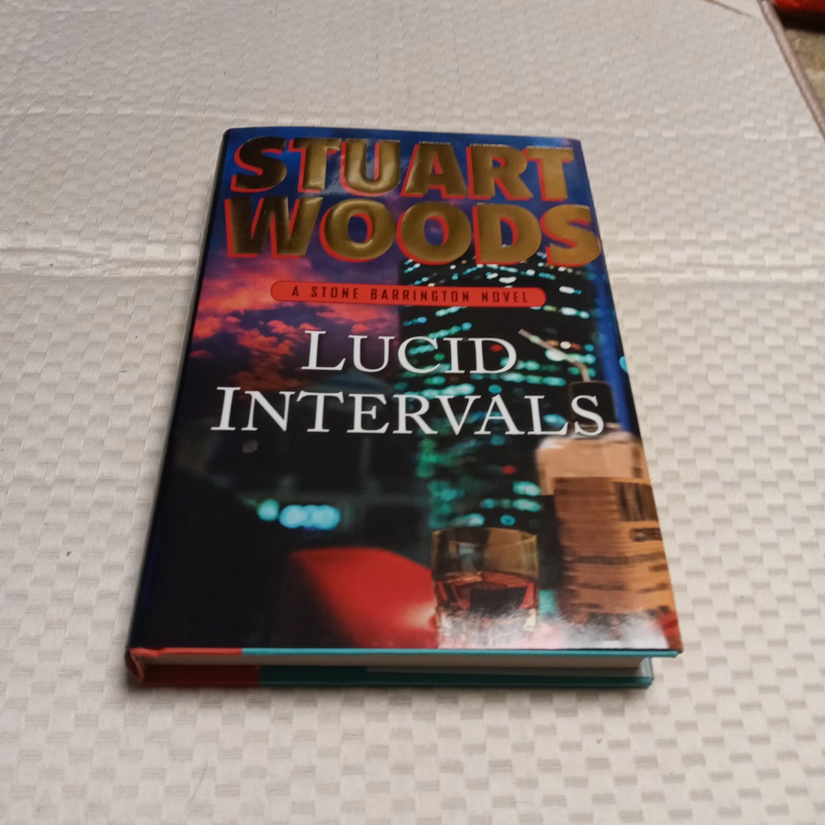 Lucid Intervals by Stuart Woods, Hardcover | Pangobooks
