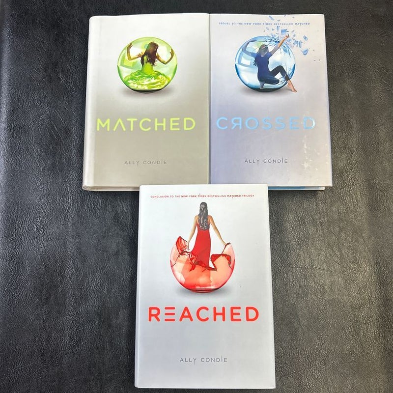 Matched Trilogy Hardback Bundle by Ally Condie, Hardcover | Pangobooks
