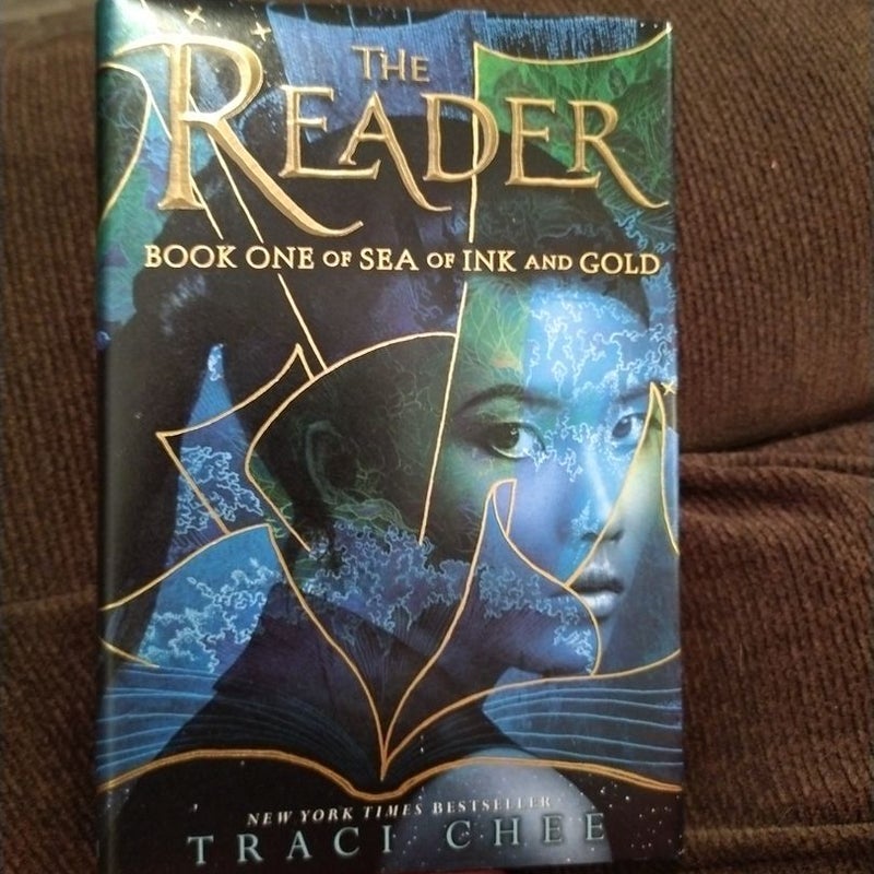 The Reader by Traci Chee, Hardcover | Pangobooks