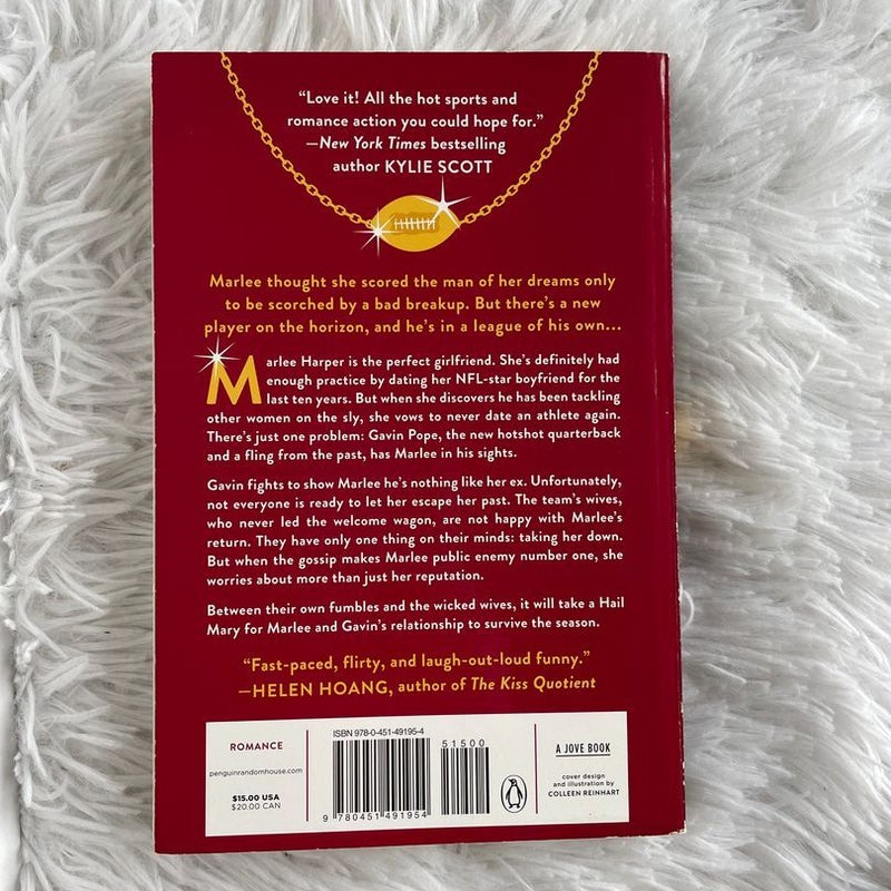 Intercepted by Alexa Martin, Paperback | Pangobooks