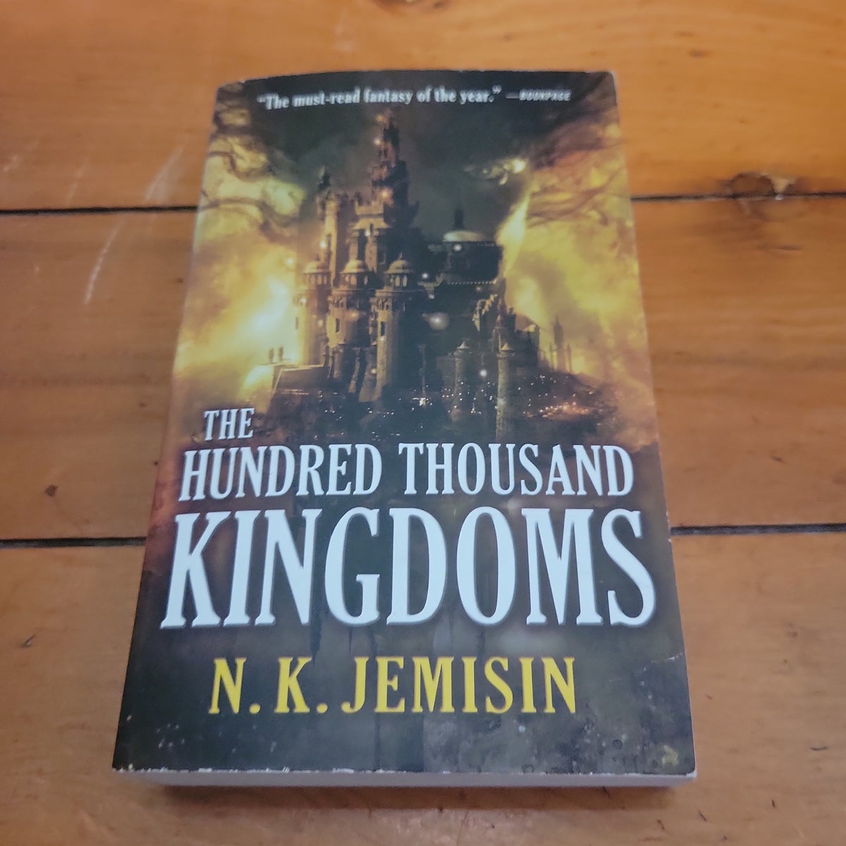 The Hundred Thousand Kingdoms