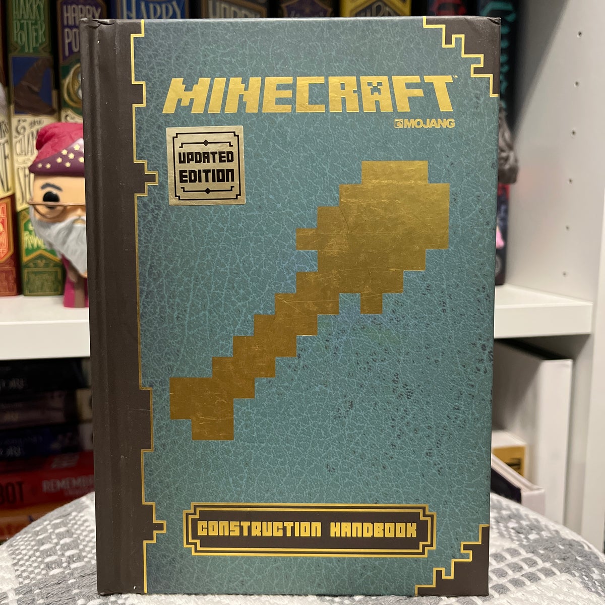 Minecraft: Construction Handbook by Scholastic, Inc. Staff