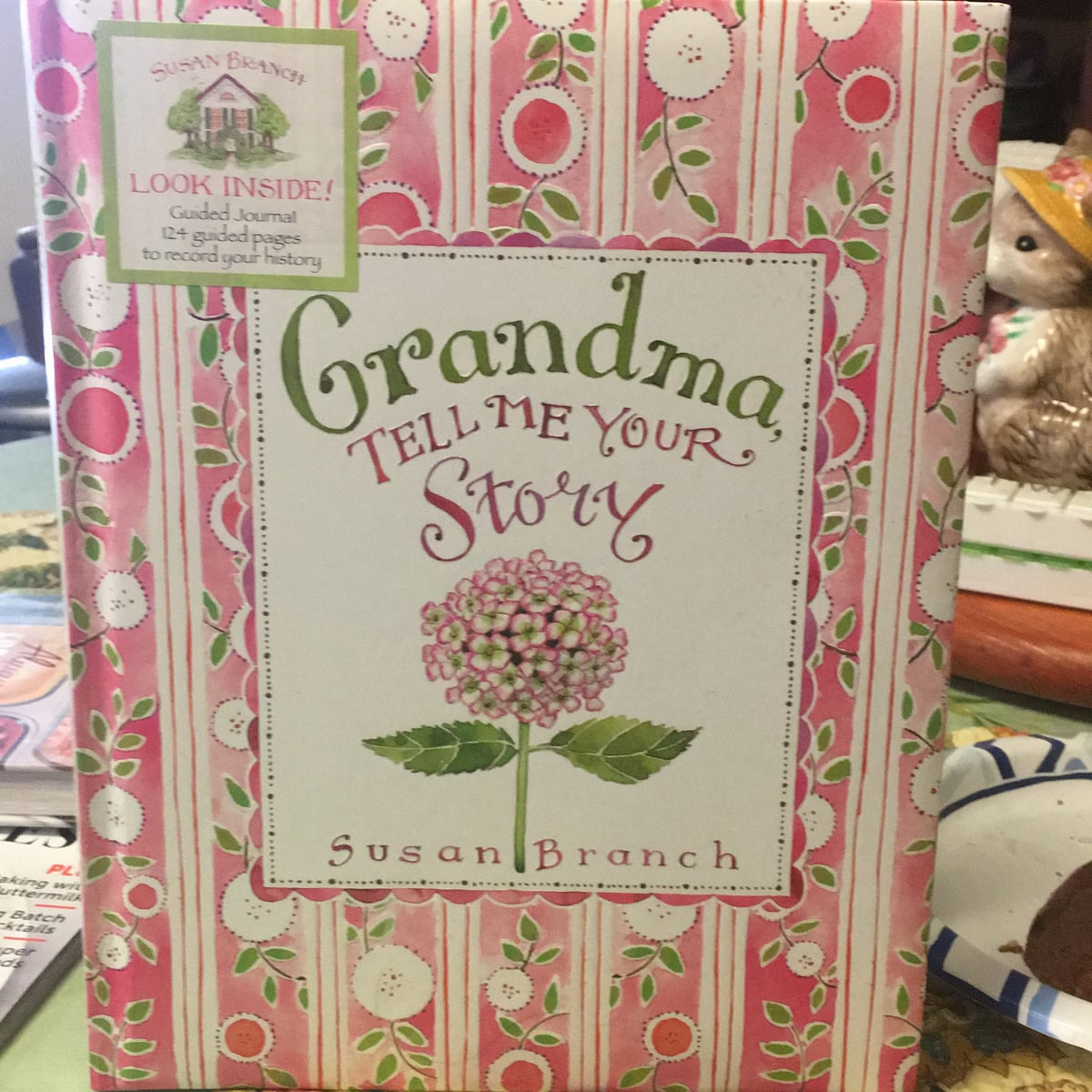 Grandma Tell Me Your Story by Publications International Ltd. Staff