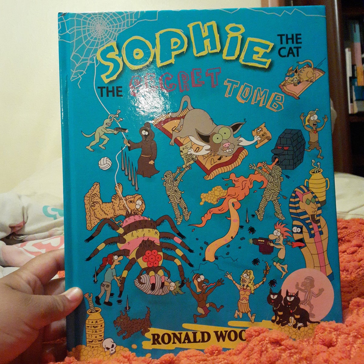 Sophie the Cat the Secret Tomb by Ronald Woods