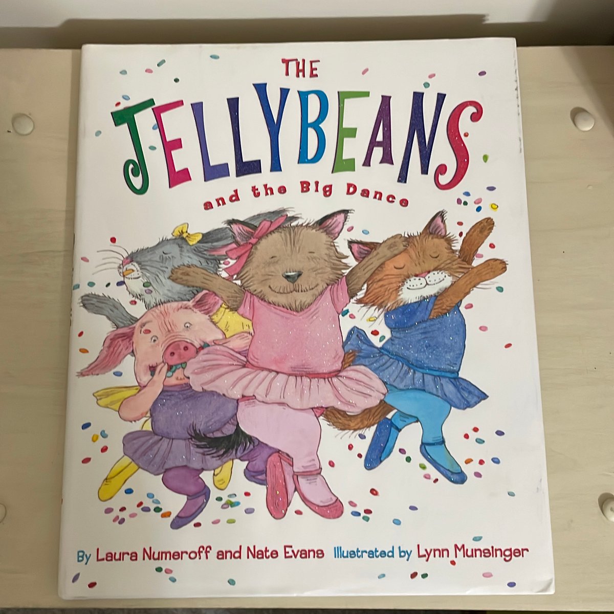 The Jellybeans and the Big Dance by Nate Evans, Hardcover | Pangobooks