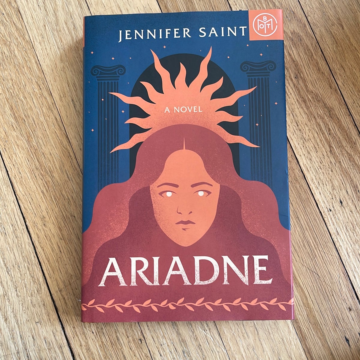 Ariadne by Jennifer Saint, Hardcover | Pangobooks