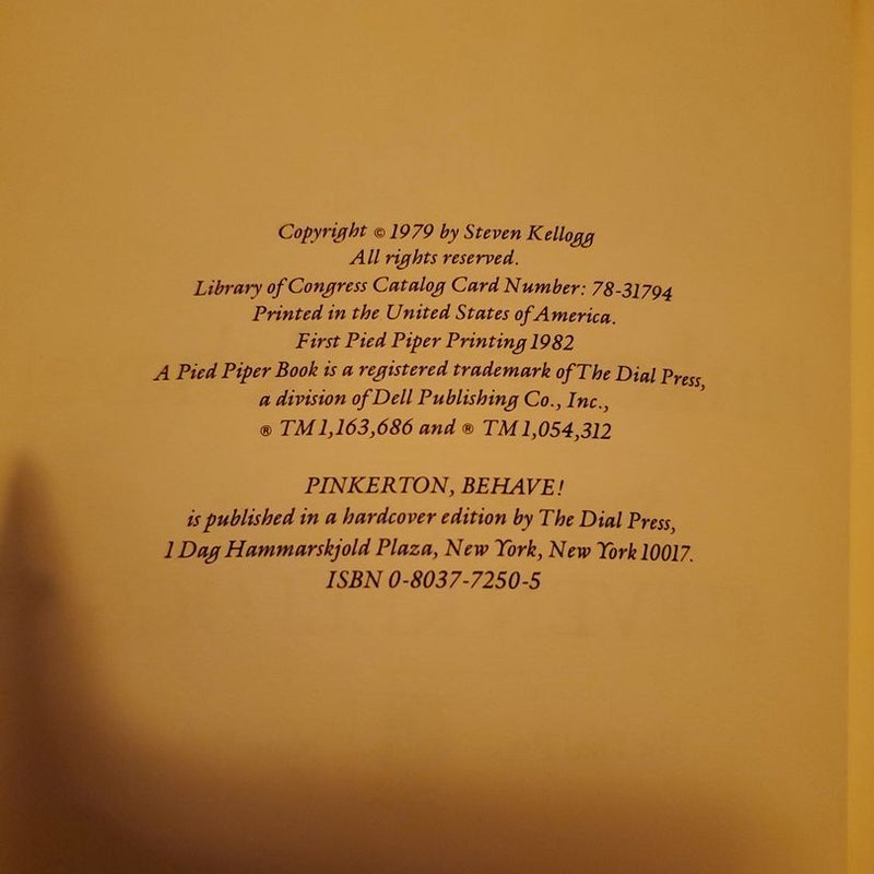 Pinkerton, Behave! by Steven Kellogg